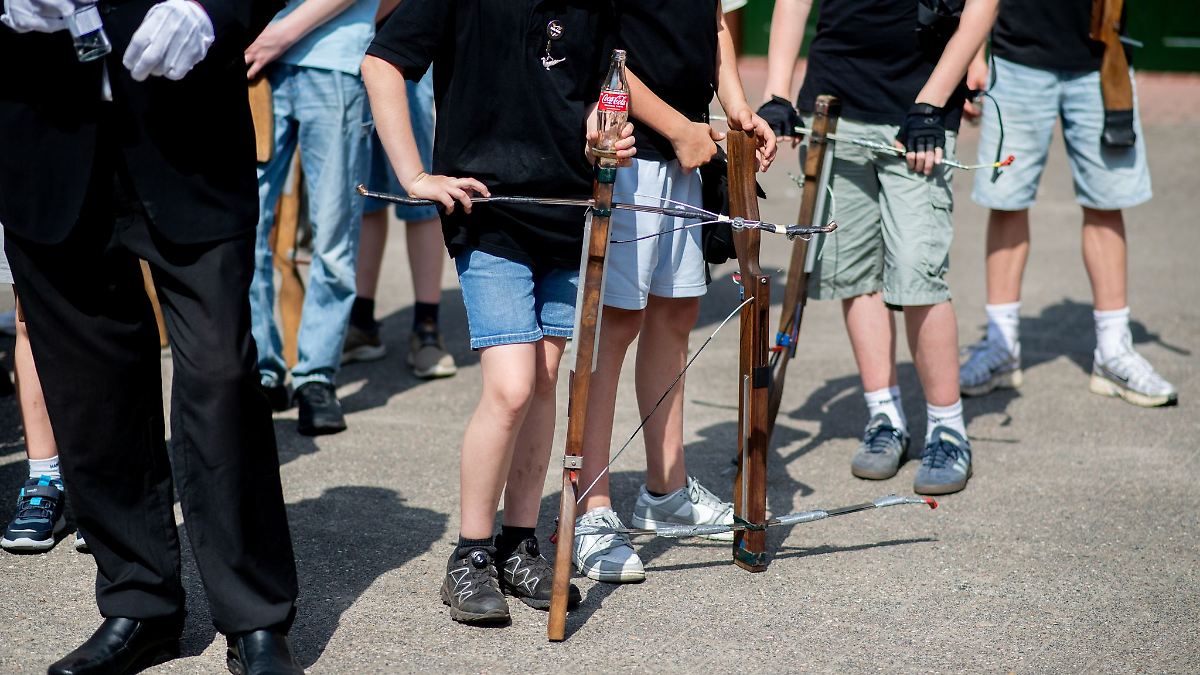 Niedersachsen & Bremen: 13-Jähriger ist Wildeshauser Kinderkönig - ntv.de