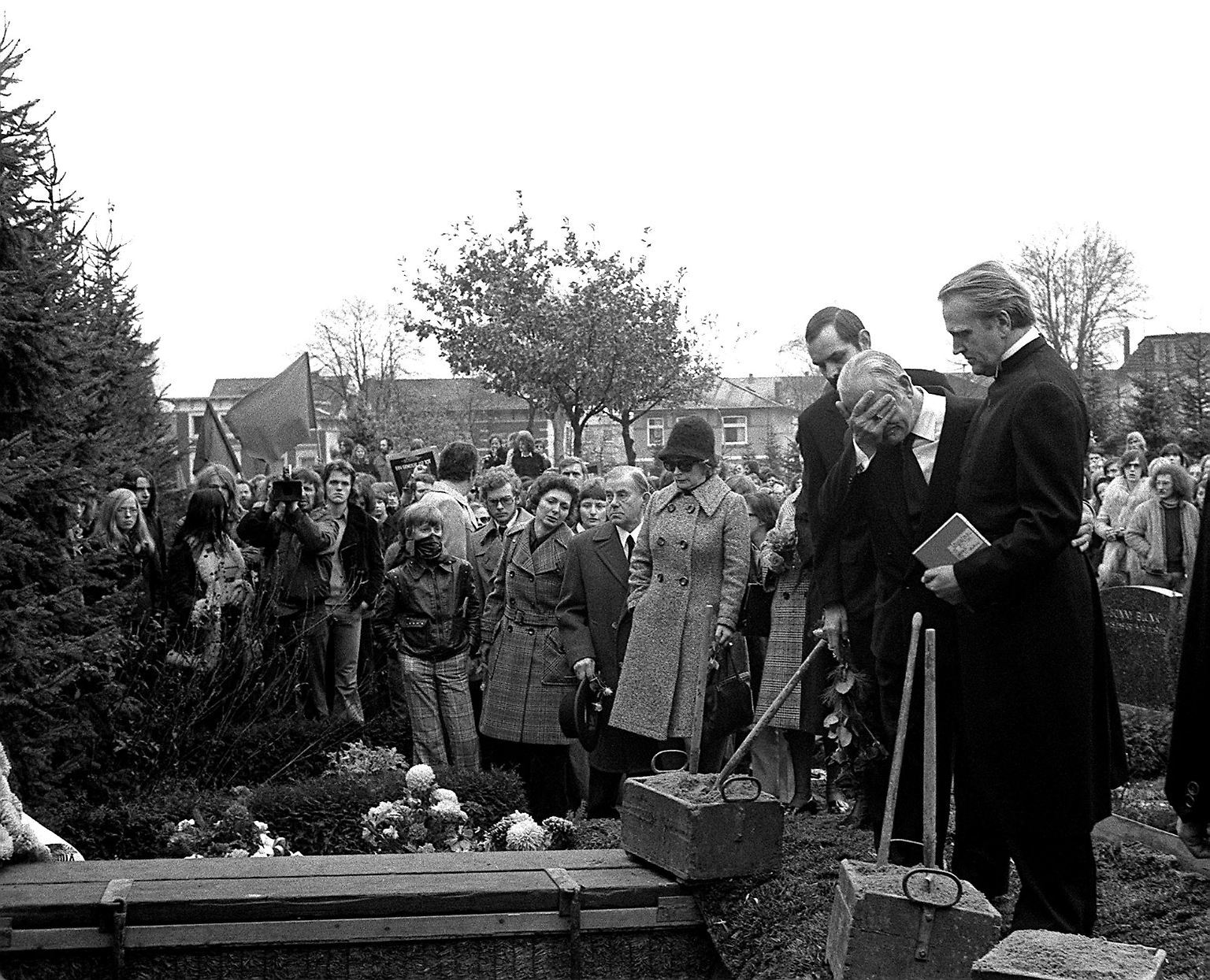 Kein "Guerilla-Kampf" mehr: Der Tag, an dem die RAF das Morden aufgab ...