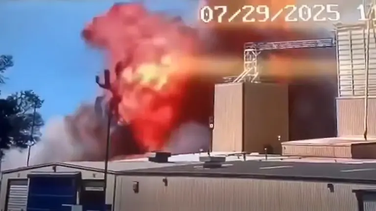 Der Tag: Explosion zerreißt Fabrikgebäude in Nebraska - ntv.de