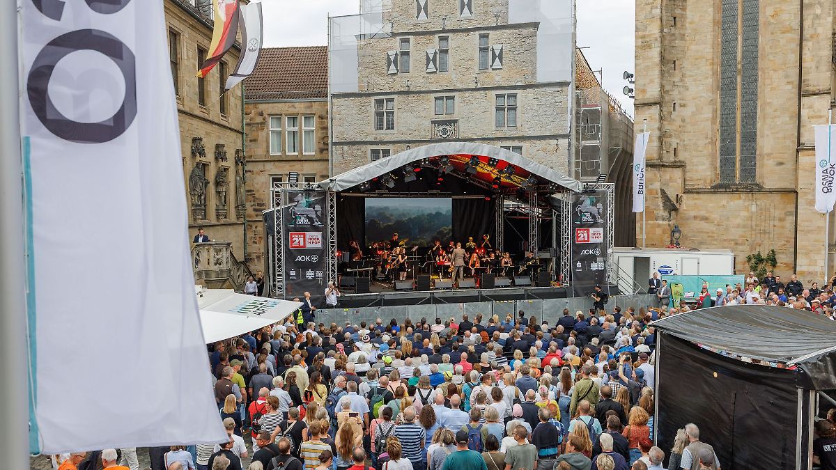 Niedersachsen & Bremen: Niedersachsen feiern Landestag in Osnabrück ...