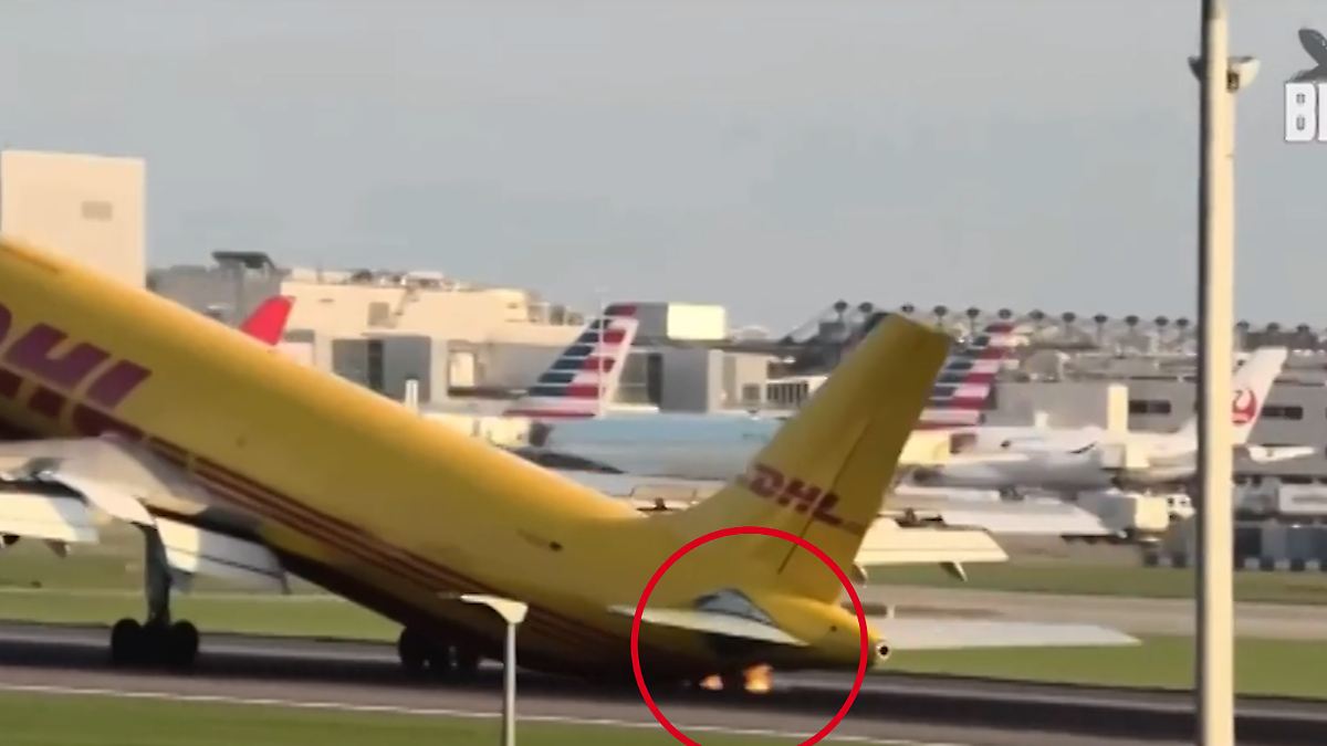 DHL-Flugzeug aus Leipzig streift mit Heck die Landebahn in Heathrow ...