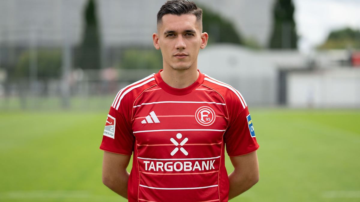 Nordrhein-Westfalen: Düsseldorf-Profi Alexandropoulos erleidet ...