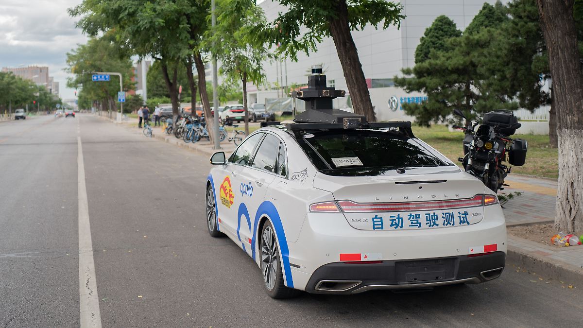 Baidu bringt Robotaxi-Dienst Apollo Go in die Schweiz - ntv.de