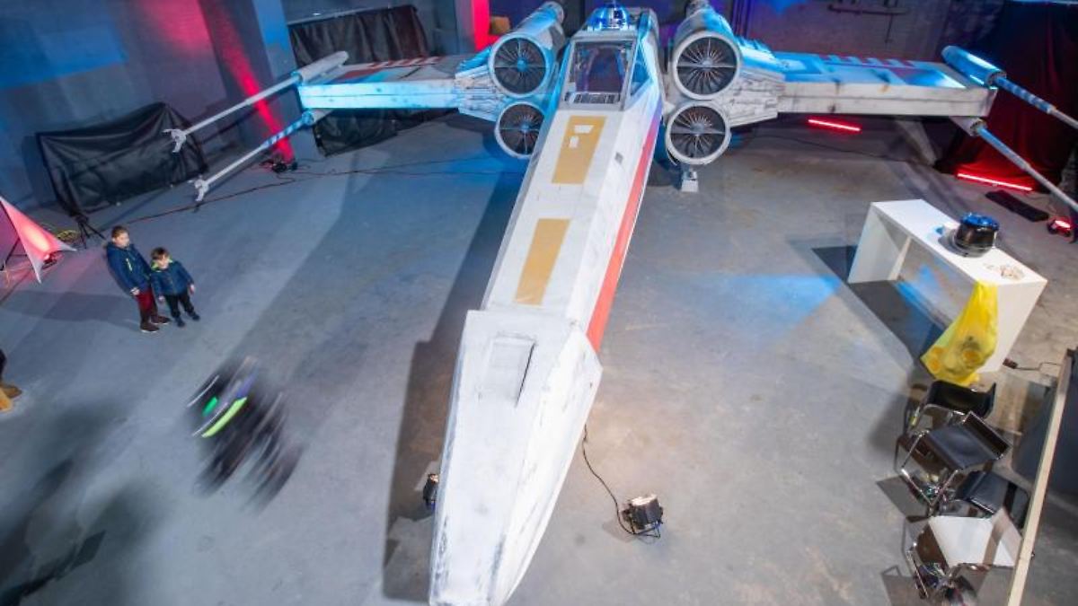 Mecklenburg-Vorpommern: Luke Skywalkers Raumschiff neues Highlight in ...