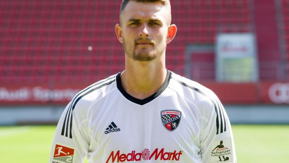 Niedersachsen & Bremen: Hannover 96 verpflichtet dänischen Torwart ...