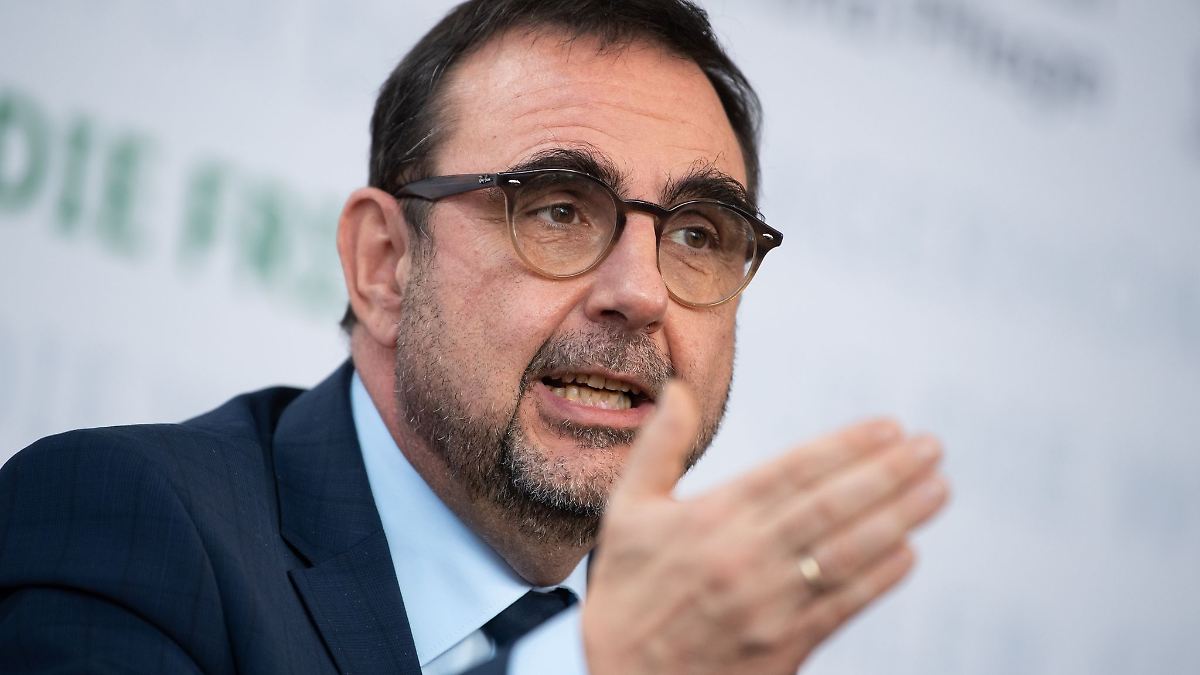 Bayern: Holetschek wirft Bundesregierung Untätigkeit vor - n-tv.de