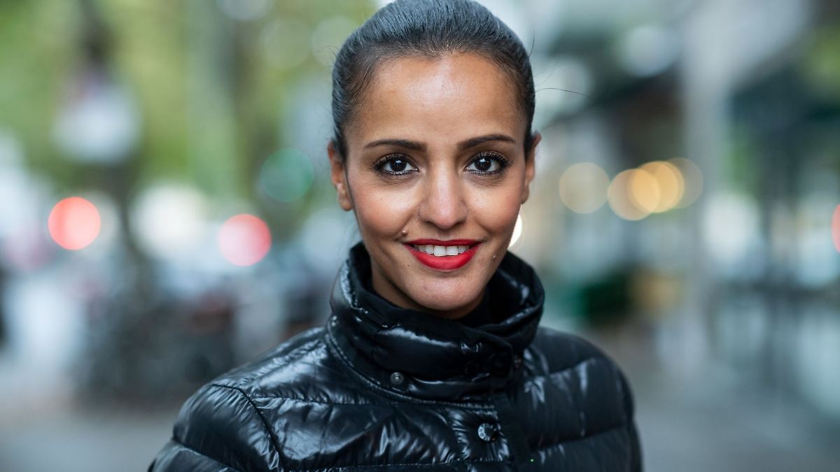 Berlin & Brandenburg: Chebli: "Ich werde von vielen Seiten gehasst" - n ...