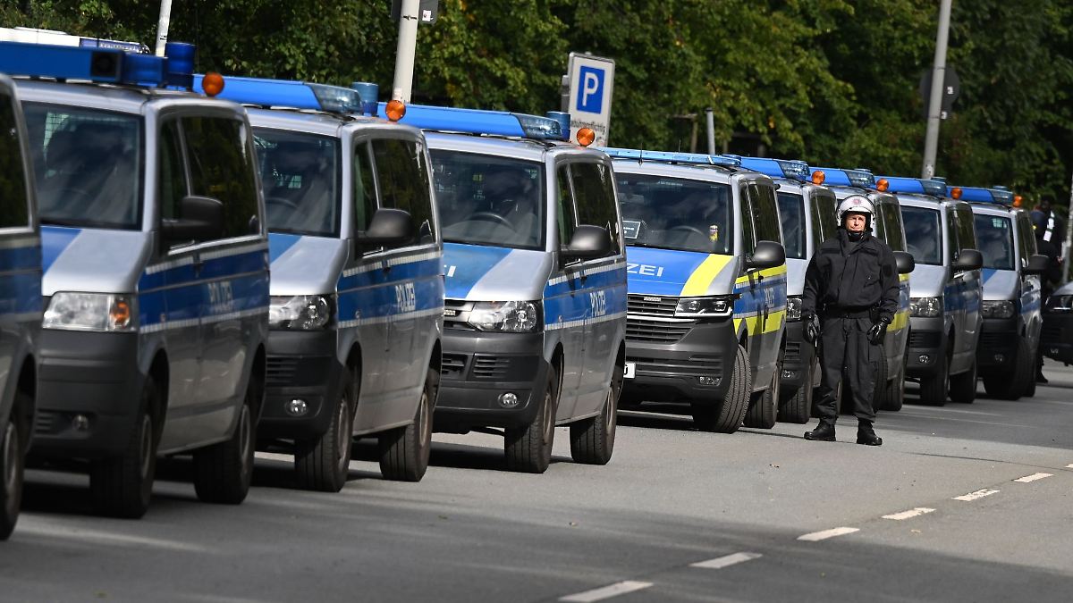 Niedersachsen & Bremen: Polizei: Niedersachsen-Derby ohne große ...