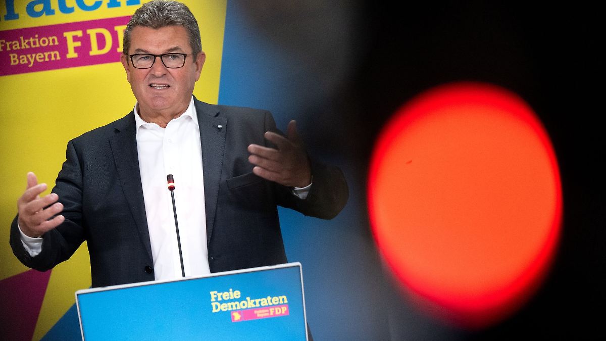 Bayern: Ex-Wirtschaftsminister Pschierer in FDP-Fraktion aufgenommen ...