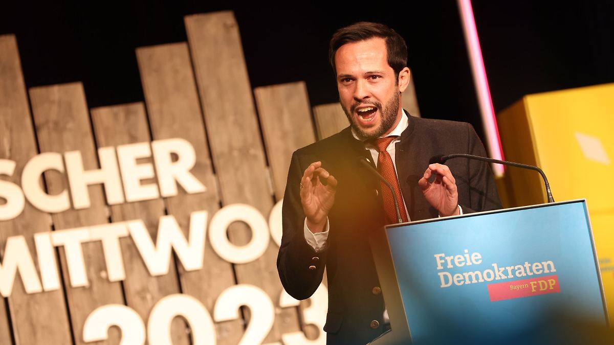 Bayern: FDP-Landeschef über Söder: "Auf den Mann ist kein Verlass" - n ...