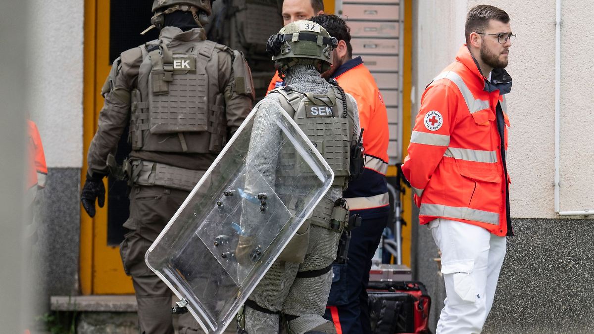 Rheinland-Pfalz & Saarland: Neffe über Stunden festgehalten: Mann kommt ...