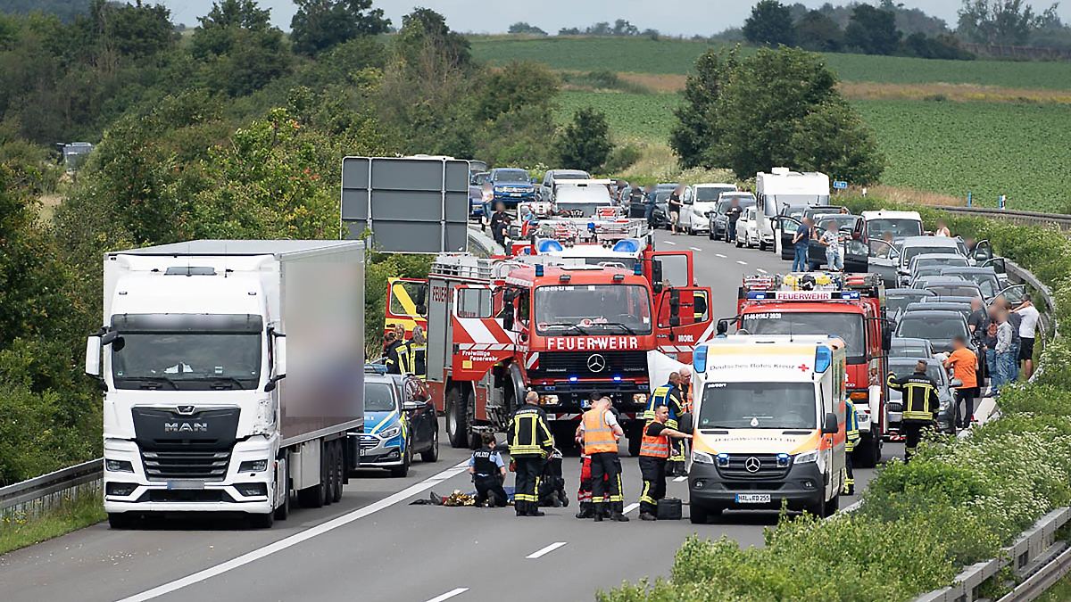 Sachsen-Anhalt: Mann stirbt bei Unfall auf A14 bei Halle - n-tv.de
