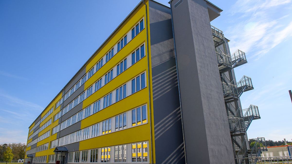 Sachsen-Anhalt: Aktuell 400 Asylsuchende in Erstaufnahme in Stendal - n ...