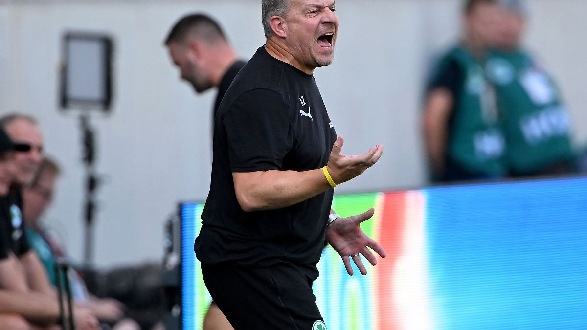 Bayern: Nach Torwart-Kritik: Fürth will weitere Punkte holen - n-tv.de