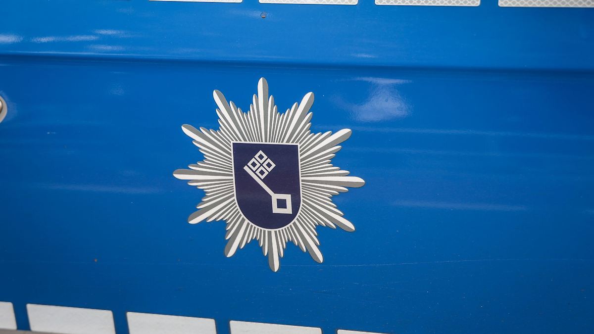 Niedersachsen & Bremen: Versuchter Totschlag – Mann greift Vater mit Axt an - n-tv.de