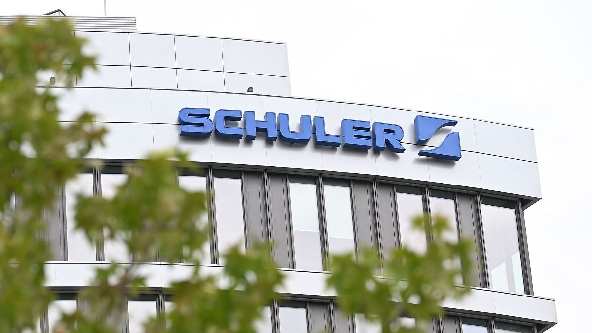 Baden-Württemberg: Pressenhersteller Schuler macht Standort Weingarten ...