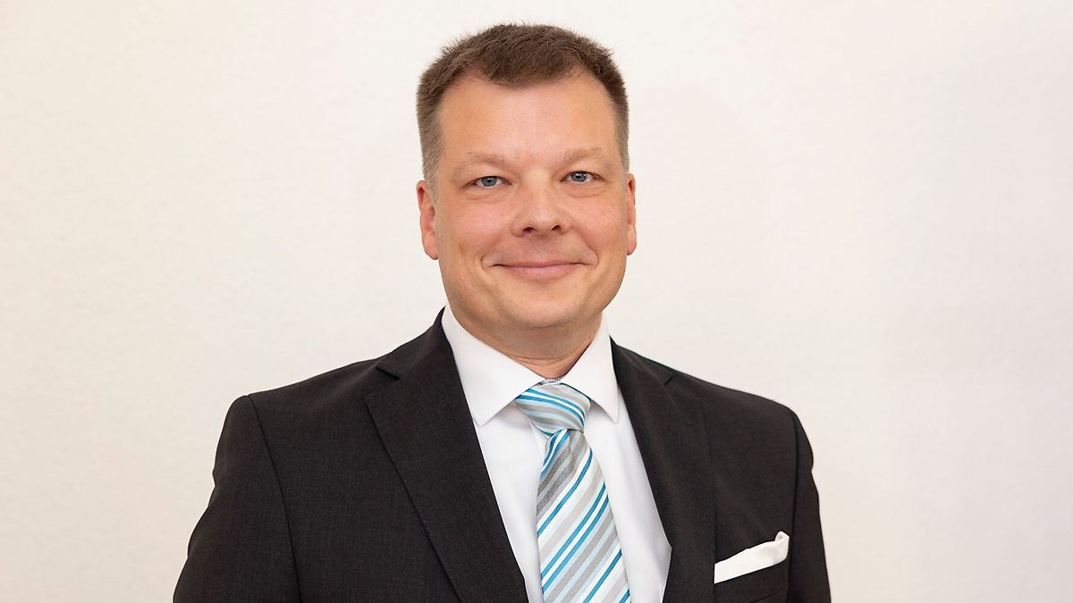 Sachsen: Peter Bernshausen ist neuer Kanzler der TU Chemnitz - n-tv.de