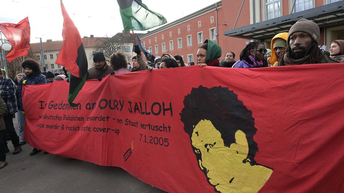 Sachsen-Anhalt: 20. Todestag von Jalloh - Weitere Ermittlungen ...