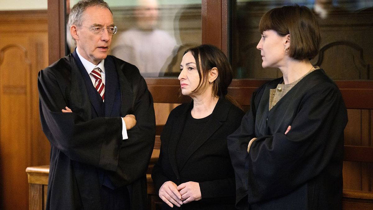 Berlin & Brandenburg: Prozess gegen Ex-Senatorin Kalayci: Ehemann sagt ...