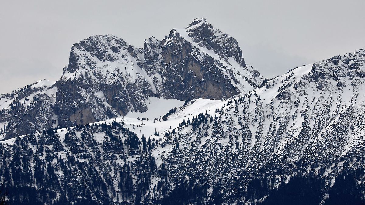 Bayern: Schnee in den Höhen, Regen in den Tälern - n-tv.de
