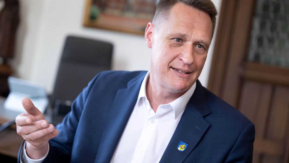 Niedersachsen & Bremen: Verband: D-Ticket für Reisen in ...