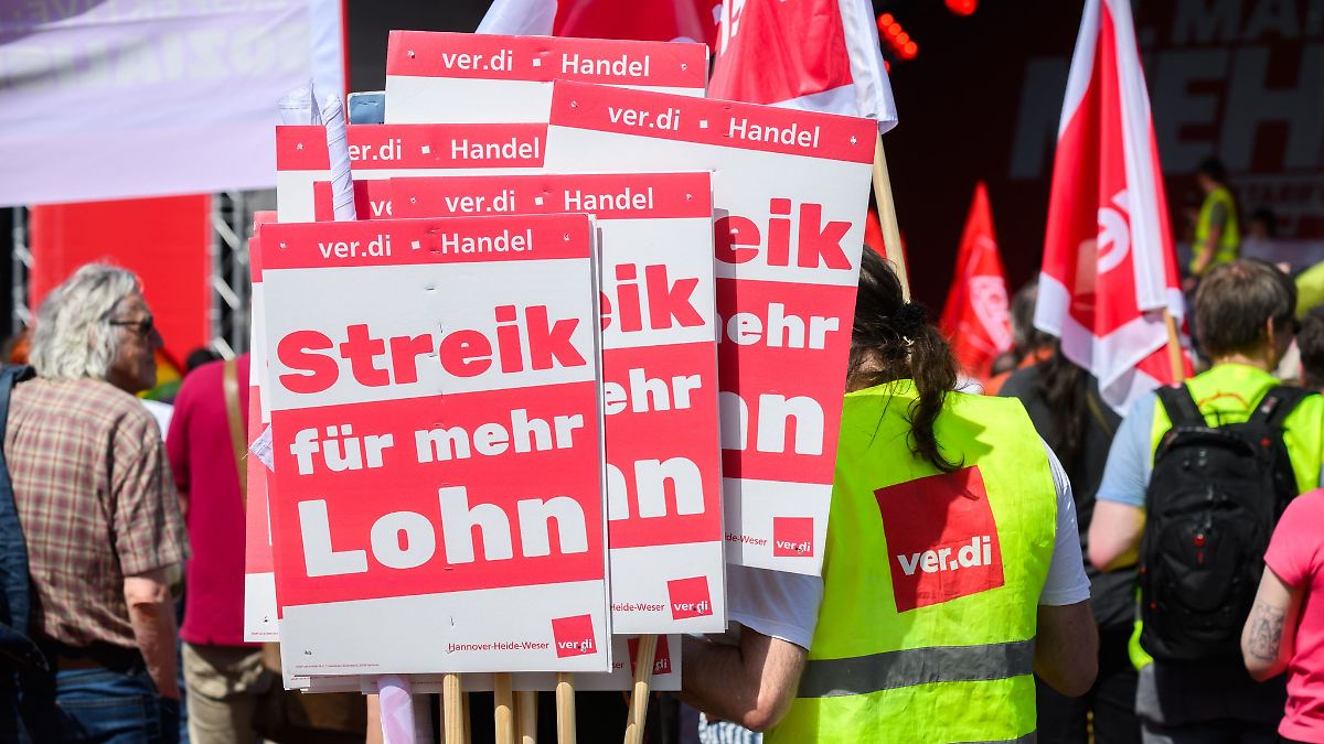 Niedersachsen & Bremen: DGB plant zum Tag der Arbeit 70 Veranstaltungen - n-tv.de