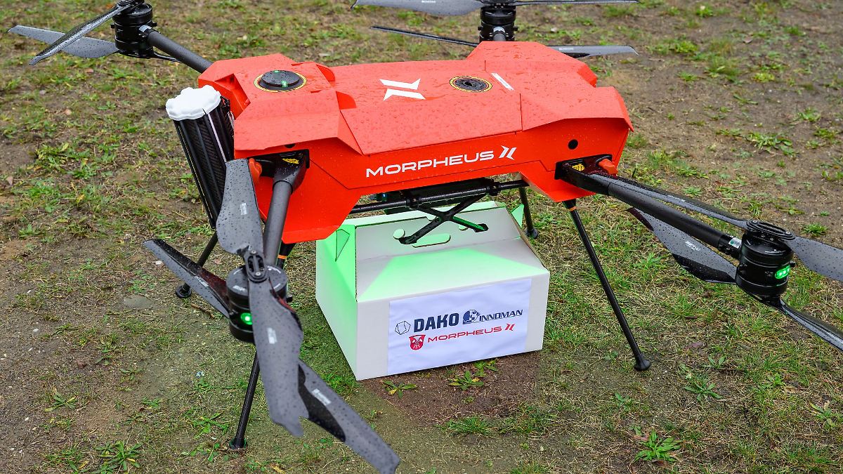 Nordrhein-Westfalen: Drohnen-Lieferservice: Blutkonserven aus der Luft ...