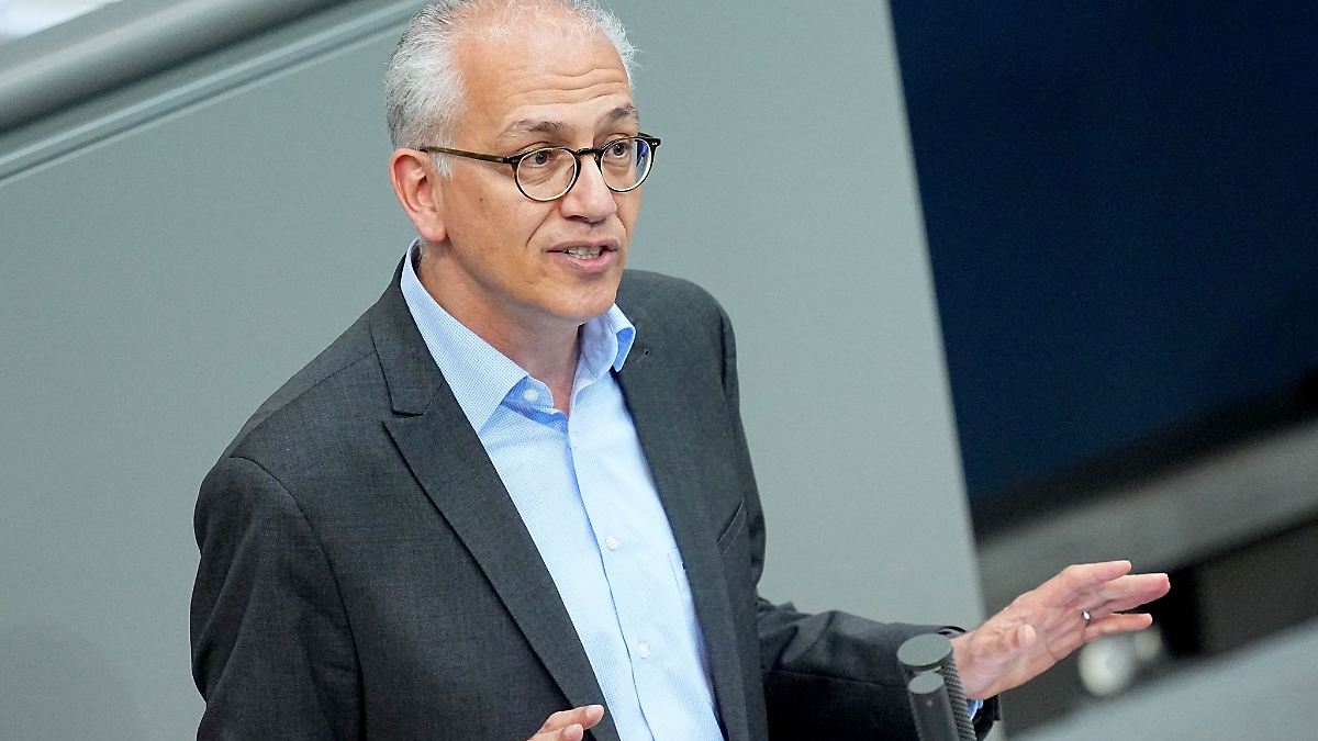 Hessen: Tarek Al-Wazir wird Vorsitzender von Bundestagsausschuss - n-tv.de