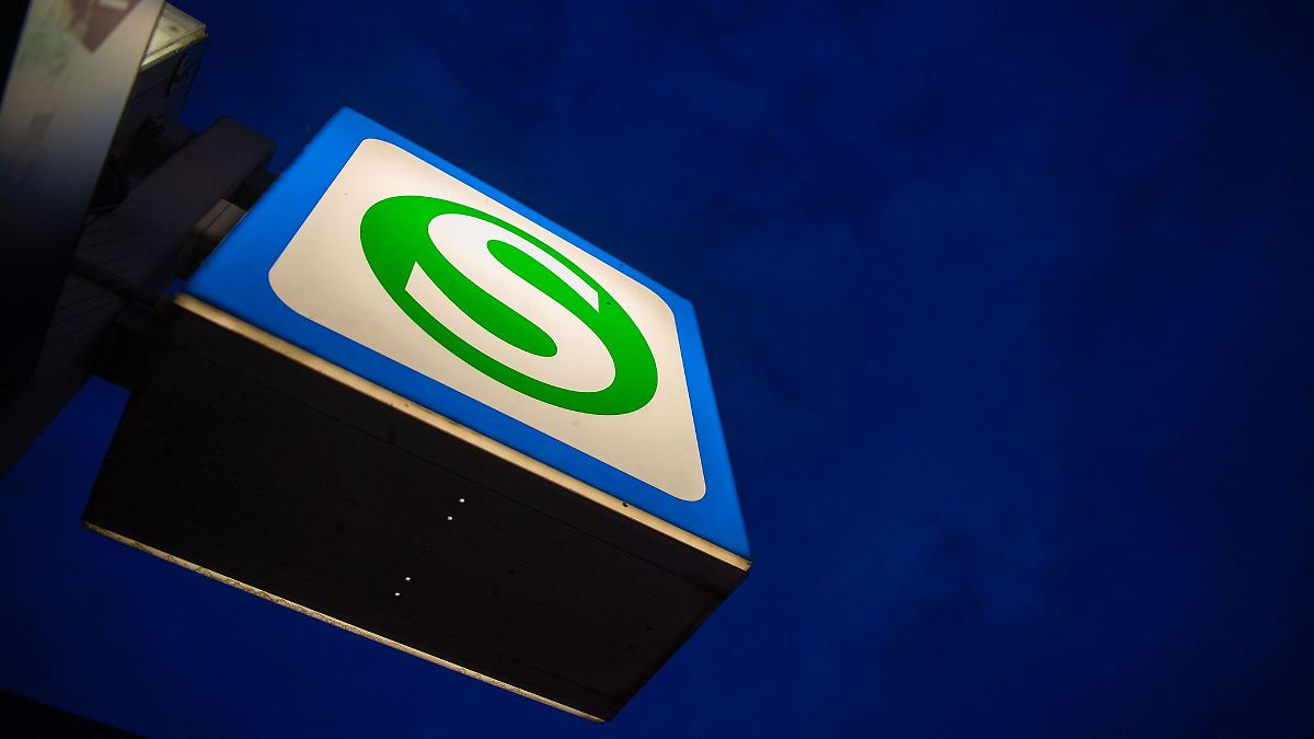 Bayern: 59-Jährige von Münchner S-Bahn erfasst und gestorben - n-tv.de