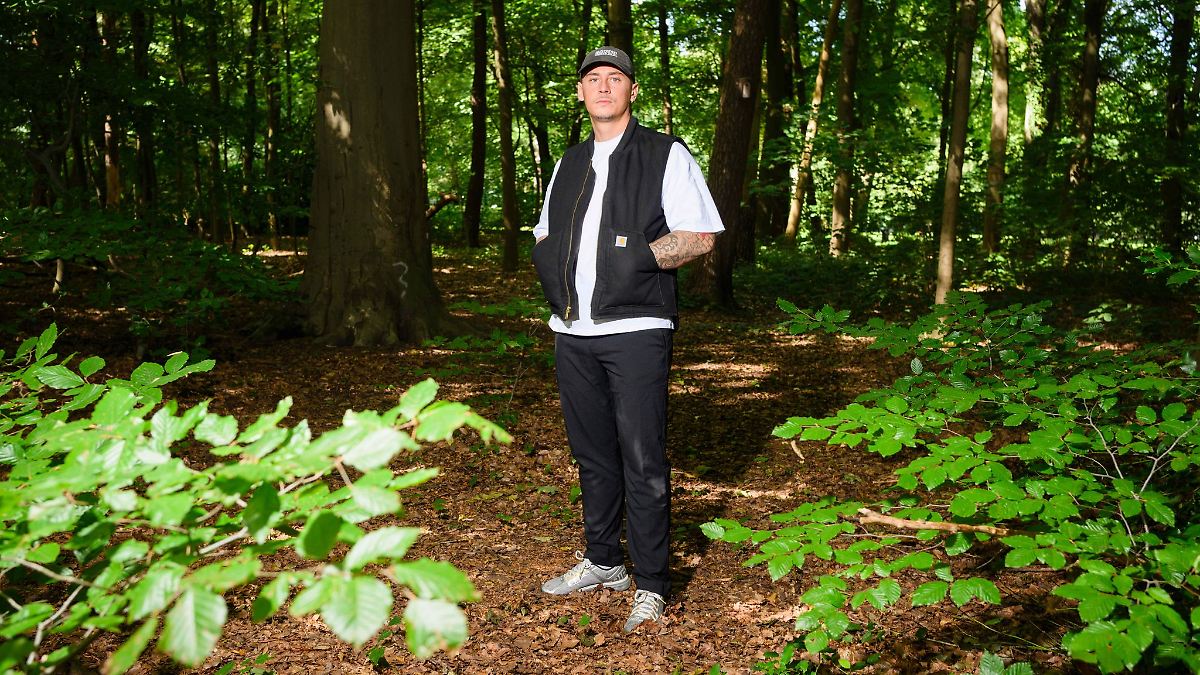 Hamburg & Schleswig-Holstein: Rapper Disarstar hat neues Album im Volkspark geschrieben - n-tv.de