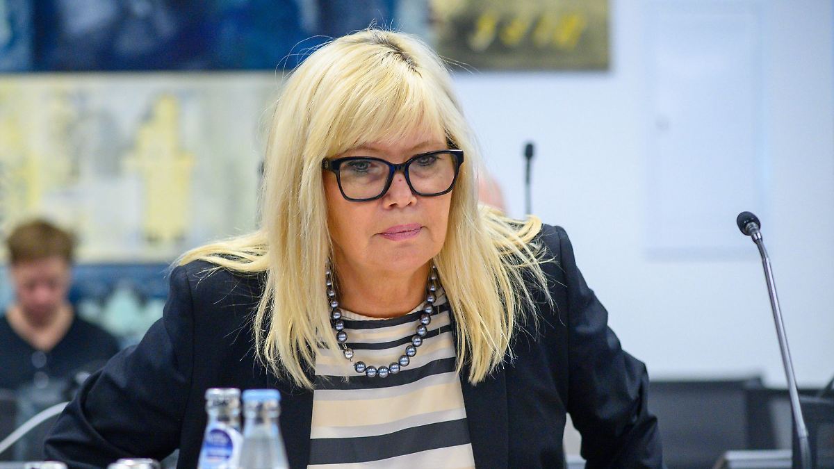 Sachsen-Anhalt: Disziplinarverfahren gegen Magdeburgs OB Borris möglich ...