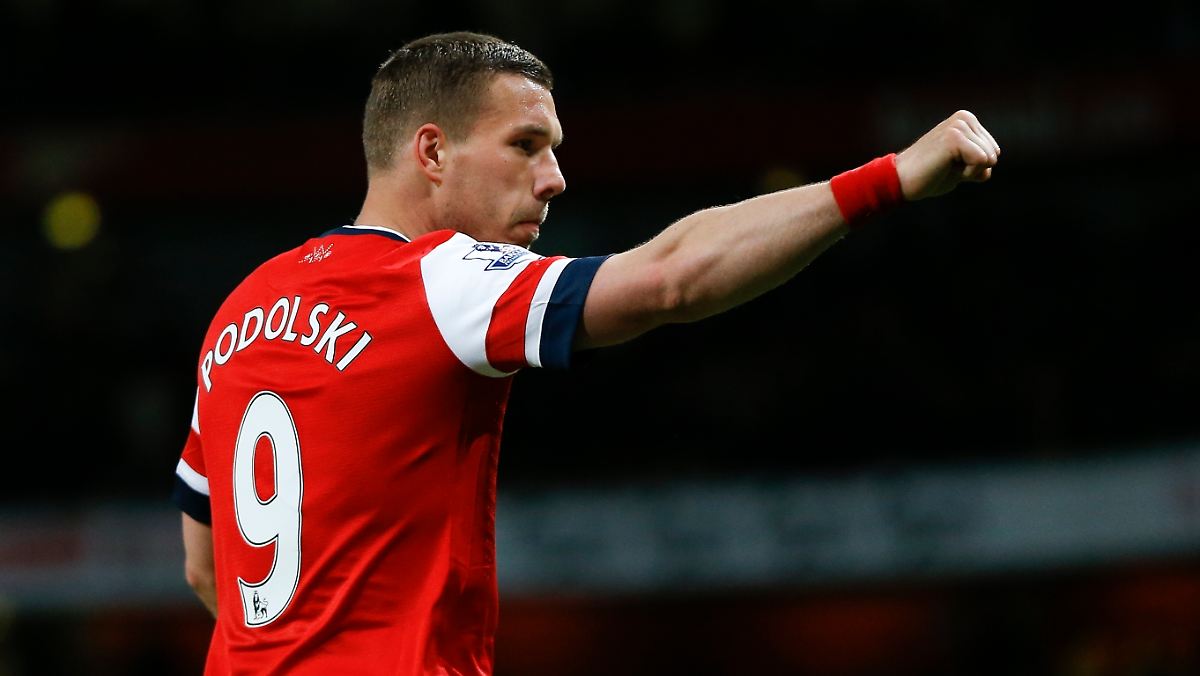 Treffsicher gegen West Ham: Podolski schießt Arsenal zum Derbysieg - n ...