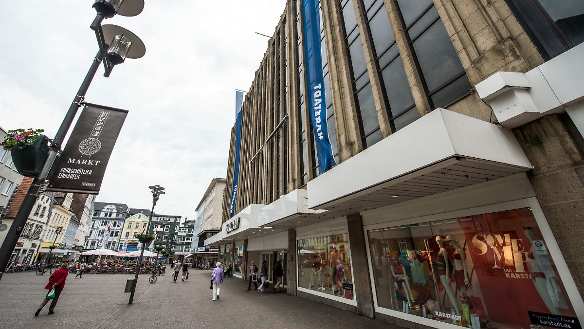 "Die Beschäftigten sind wütend": Verdi fordert von Karstadt Garantien ...