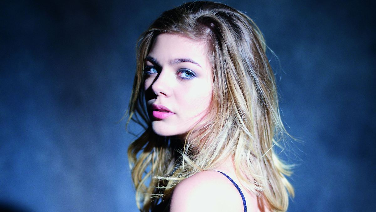 Und immer wieder die Liebe: Louane, Frankreichs Pop-Hoffnung - n-tv.de