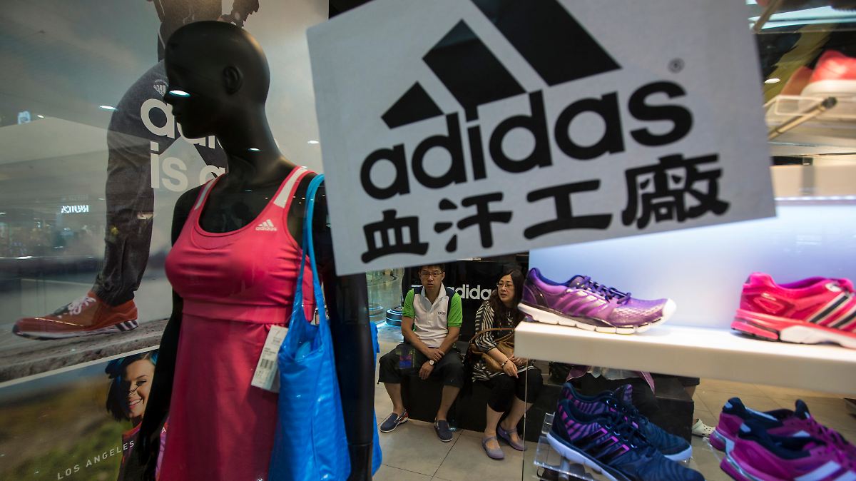 Der Börsen-Tag: Adidas plant patriotischere Produktlinien für China - n ...