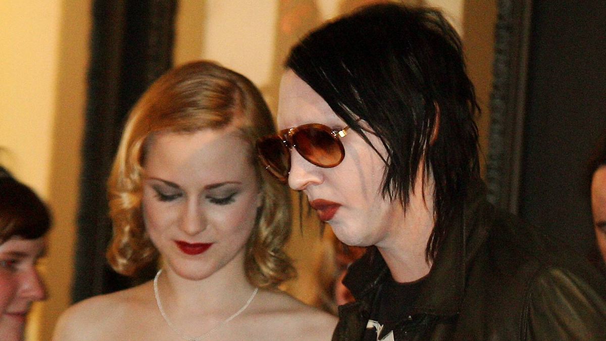 "Stehe wie ein Fels": Evan Rachel Wood sieht Klage entspannt entgegen ...