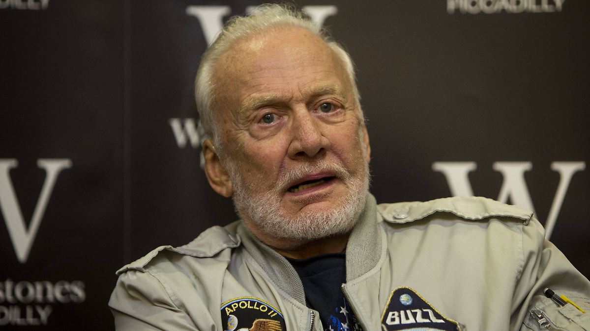 Südpolexpedition mit 86 Jahren: Mondpionier Aldrin aus Antarktis ...