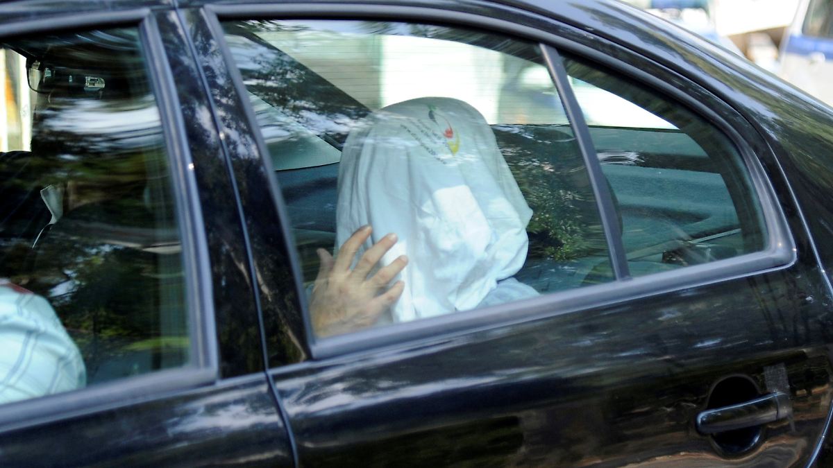 Flucht aus der Türkei: Athen liefert türkische Militärs nicht aus - n-tv.de