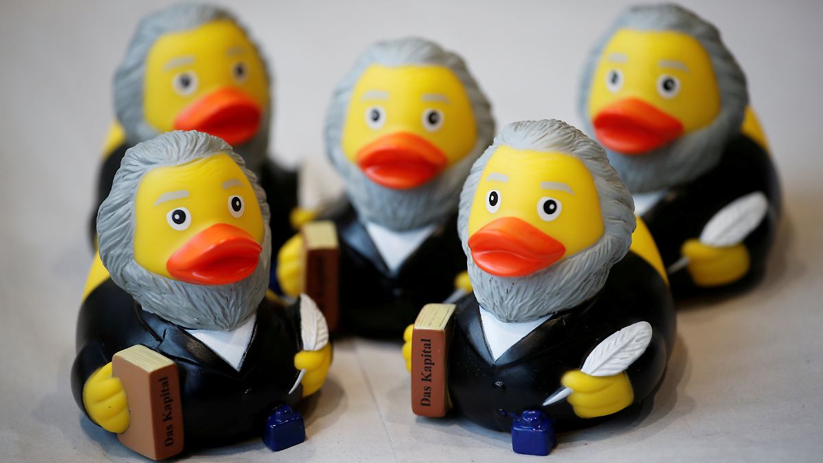 Kult zum 200. Geburtstag: Geldverdienen mit Karl Marx - n-tv.de