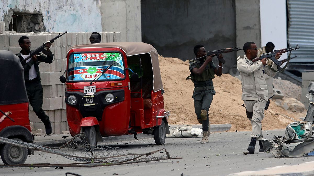 Terroranschlag in Somalia: Islamisten attackieren Präsidentenpalast - n ...