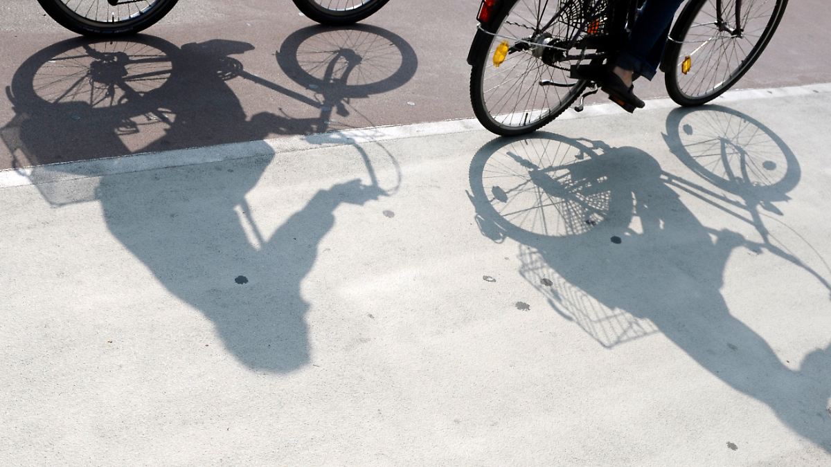 Der Tag: Scheuer will grüne Welle für Radfahrer - n-tv.de