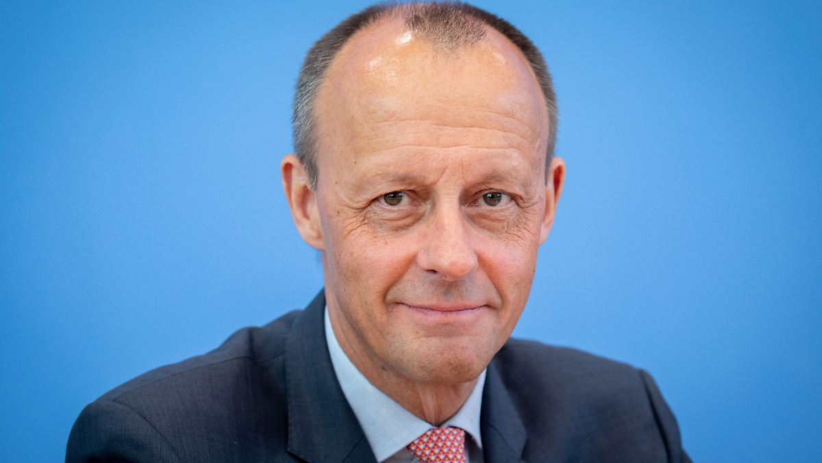 Der Tag: Friedrich Merz kritisiert Gretas Eltern - n-tv.de