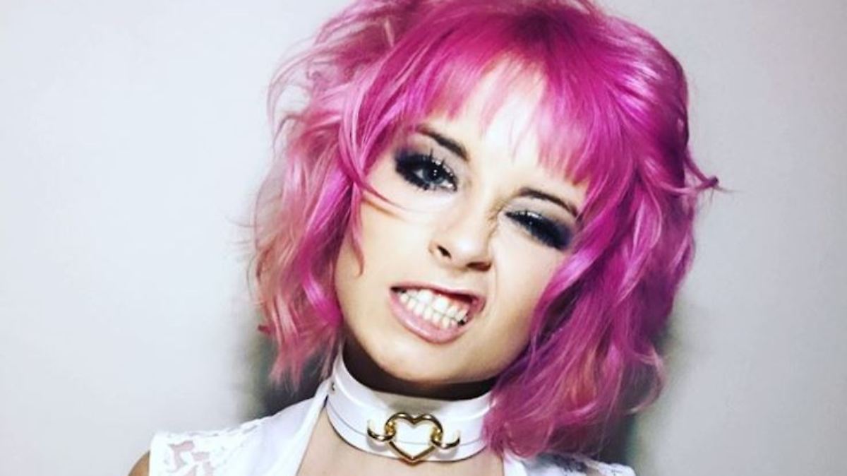 "Sex oder Extensions": Mia Julia hat die Mähne ab - n-tv.de