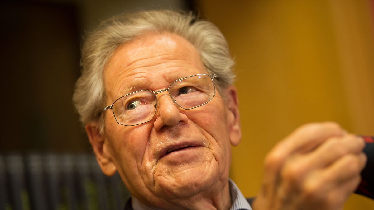 Katholiken verlieren Vordenker: Theologe und Kirchenkritiker Küng ist ...