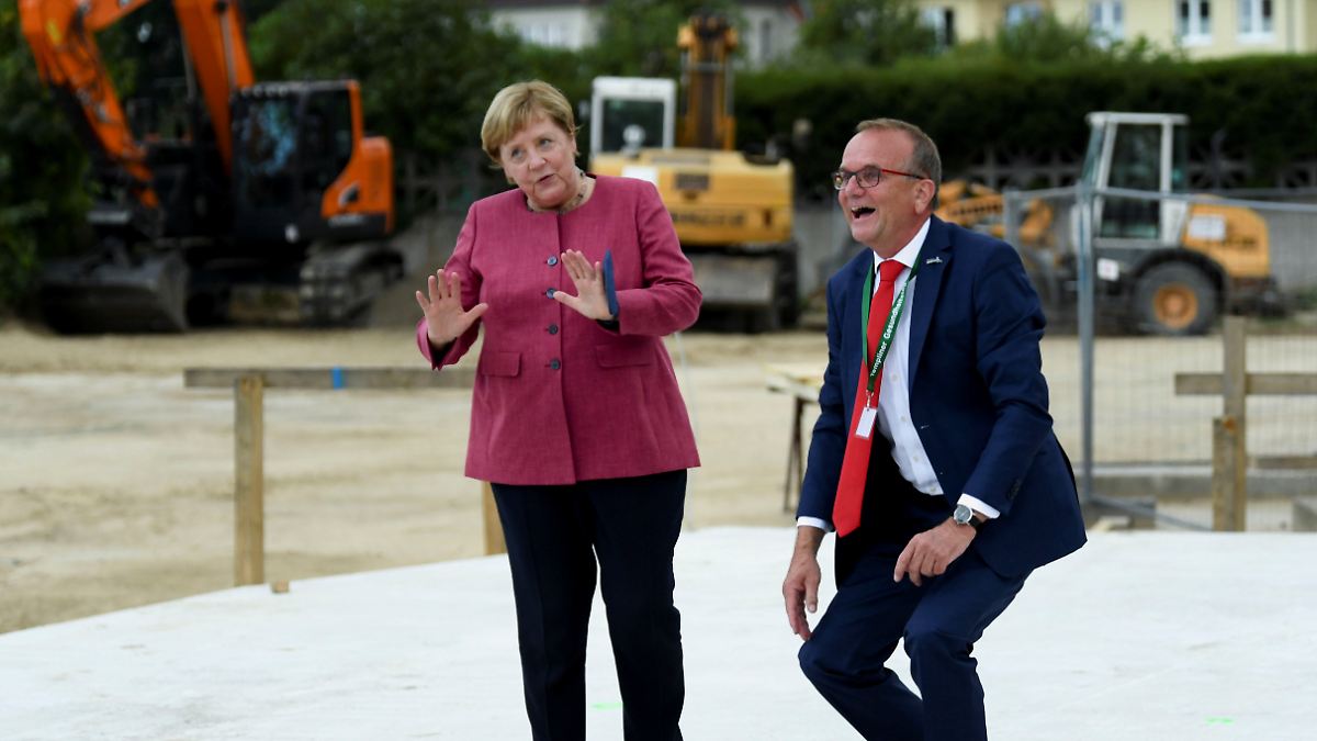 "Eine angenehme Frau": Merkel besucht die Heimat Templin - n-tv.de