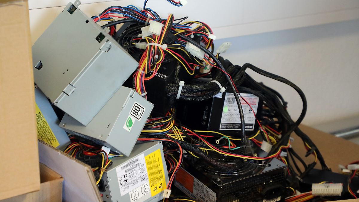 Der Tag: Elektroschrott lagert daheim - Deutsche doch keine Recycling ...