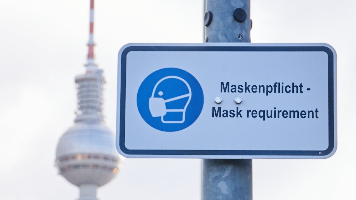 Virologin Protzer im Interview: "Lasst uns doch einfach die Maske ...