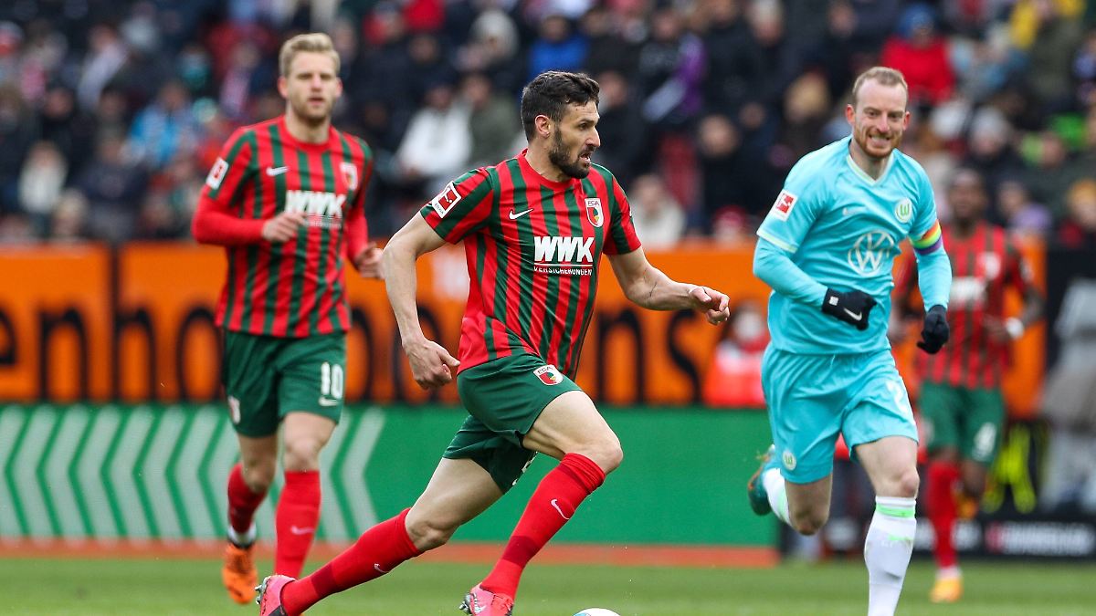 Weinzierl-Elf atmet wieder Luft: Augsburg schlägt Max Kruse mit der ...