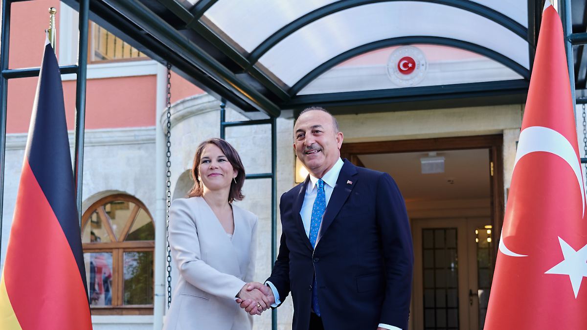 Besuch in Griechenland und Türkei: Jäger: Baerbock "ist nicht als ...