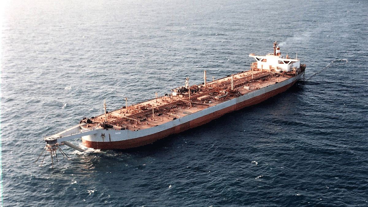 Maroder Tanker könnte zerbrechen: Jemen bangt vor massiver ...